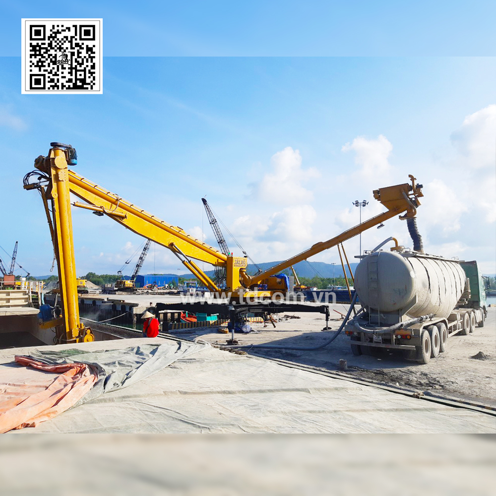 Máy hút xi măng lắp đặt di động trên sơ mi remoc