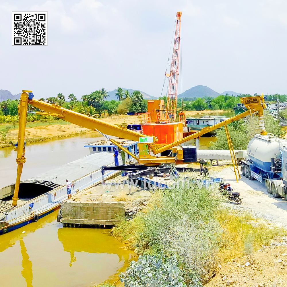 Máy hút xi măng lắp đặt di động trên sơ mi remoc